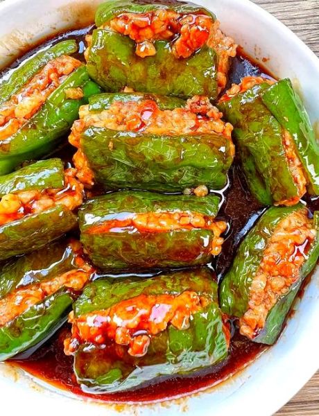 虎皮青椒酿肉怎么做_虎皮青椒酿肉先煎还是先蒸-第2张图片-山城妙识