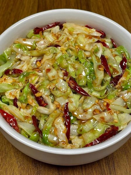 酸辣白菜丝怎么做_酸辣白菜丝热量高吗-第2张图片-山城妙识