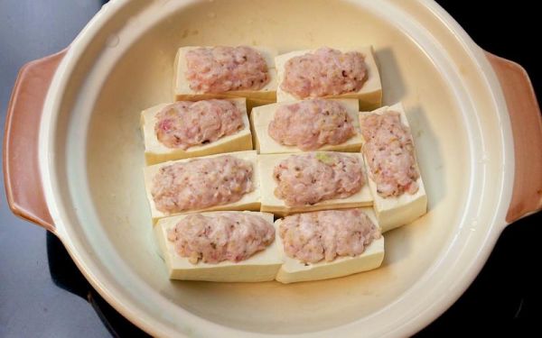 酿豆腐煲怎么做_酿豆腐煲的家常做法-第3张图片-山城妙识