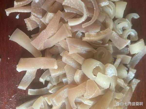 干猪皮怎么泡发_干猪皮泡发多久才软-第3张图片-山城妙识 干猪皮怎么泡发_干猪皮泡发多久才软-第3张图片-山城妙识