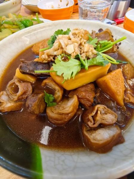 老北京卤煮火烧哪里最正宗_卤煮火烧做法详解-第1张图片-山城妙识