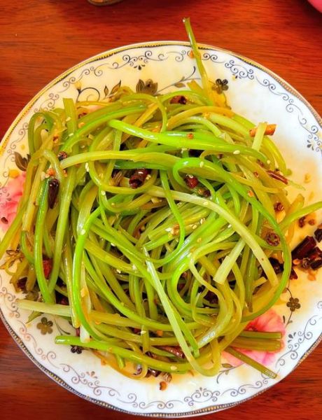 蒜苔炒多久能熟_蒜苔炒几分钟才脆嫩-第2张图片-山城妙识