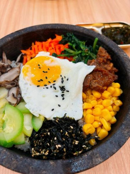 石锅拌饭怎么做_石锅拌饭家常做法-第1张图片-山城妙识