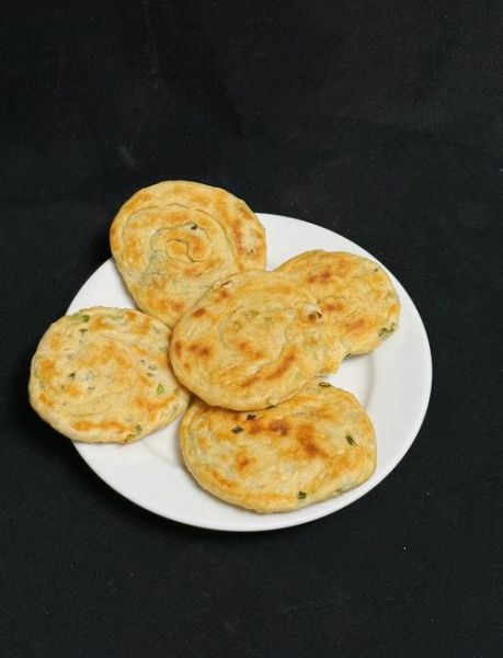 葱花饼怎么做_葱花饼的家常做法简单-第1张图片-山城妙识