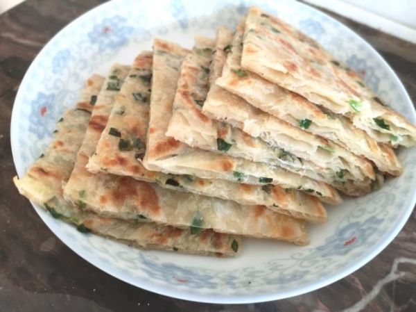葱花饼怎么做_葱花饼的家常做法简单-第3张图片-山城妙识