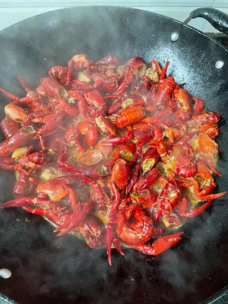 红烧龙虾怎么做_红烧龙虾的做法步骤-第3张图片-山城妙识 红烧龙虾怎么做_红烧龙虾的做法步骤-第3张图片-山城妙识