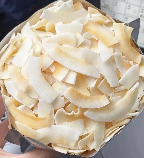 海椰子怎么吃_海椰子食用方法-第1张图片-山城妙识 海椰子怎么吃_海椰子食用方法-第1张图片-山城妙识