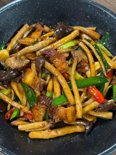 茶树菇干锅鸡怎么做_茶树菇干锅鸡的家常做法-第1张图片-山城妙识 茶树菇干锅鸡怎么做_茶树菇干锅鸡的家常做法-第1张图片-山城妙识