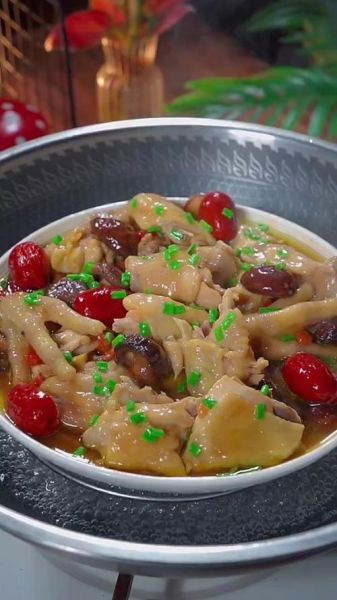 广东蒸滑鸡怎么做_蒸滑鸡嫩滑不柴的秘诀-第3张图片-山城妙识 广东蒸滑鸡怎么做_蒸滑鸡嫩滑不柴的秘诀-第3张图片-山城妙识