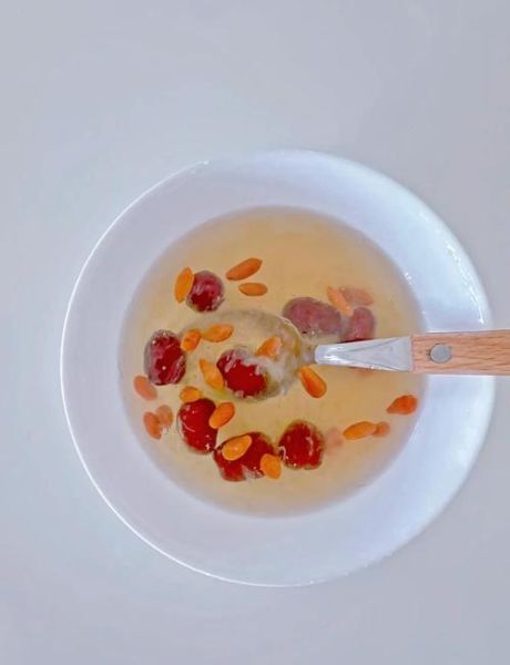 白燕窝的做法_白燕窝怎么吃最好-第3张图片-山城妙识