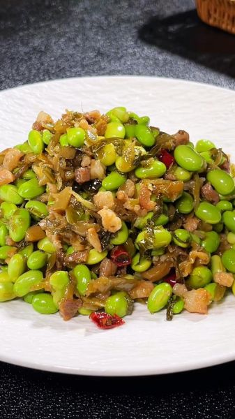 雪菜毛豆怎么炒好吃_雪菜毛豆热量高吗-第1张图片-山城妙识 雪菜毛豆怎么炒好吃_雪菜毛豆热量高吗-第1张图片-山城妙识