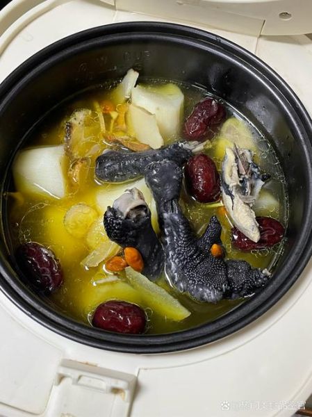 乌鸡汤怎么炖最有营养_乌鸡汤怎么炖好吃-第1张图片-山城妙识