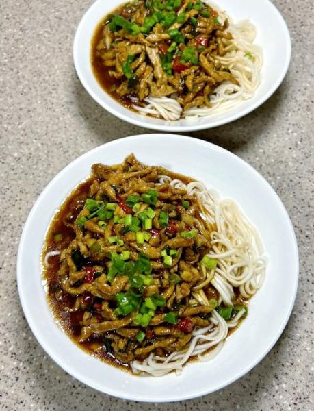 鱼香肉丝面图片大全_鱼香肉丝面怎么做才正宗-第1张图片-山城妙识 鱼香肉丝面图片大全_鱼香肉丝面怎么做才正宗-第1张图片-山城妙识