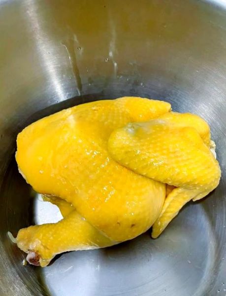 白切鸡怎么煮才嫩滑_白切鸡煮几分钟最好-第1张图片-山城妙识 白切鸡怎么煮才嫩滑_白切鸡煮几分钟最好-第1张图片-山城妙识