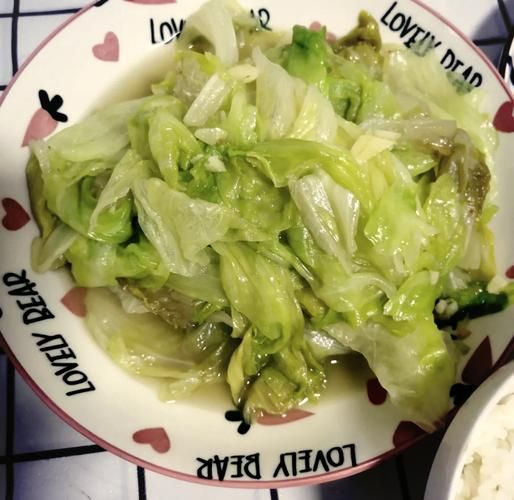 西生菜怎么凉拌好吃_西生菜凉拌要不要焯水-第1张图片-山城妙识 西生菜怎么凉拌好吃_西生菜凉拌要不要焯水-第1张图片-山城妙识