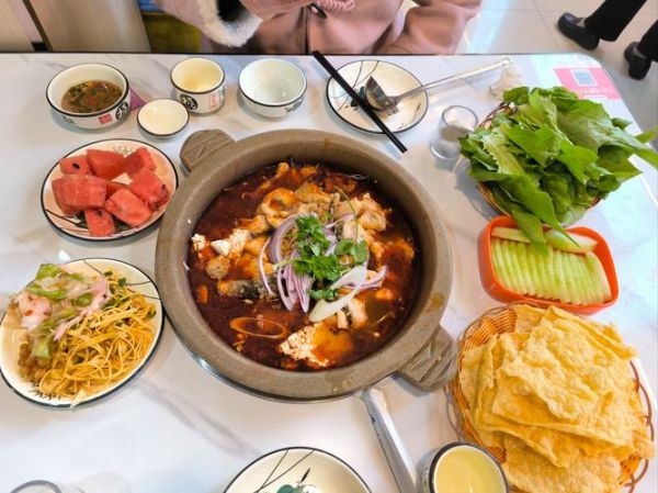 重庆石锅鱼哪家最正宗_石锅鱼图片真实拍摄地-第3张图片-山城妙识