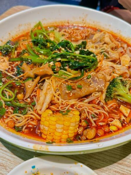 冒菜图片大全_冒菜和麻辣烫有什么区别-第1张图片-山城妙识