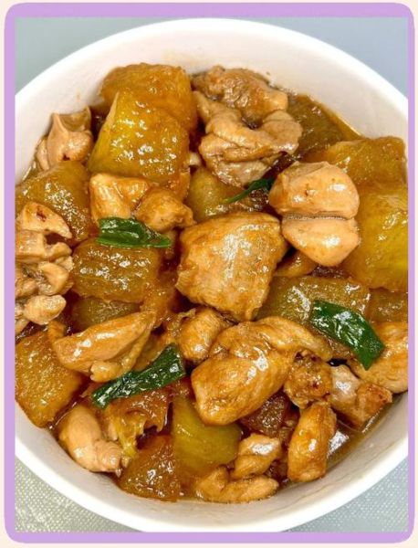 冬瓜炖鸡腿怎么做_冬瓜炖鸡腿的家常做法-第1张图片-山城妙识