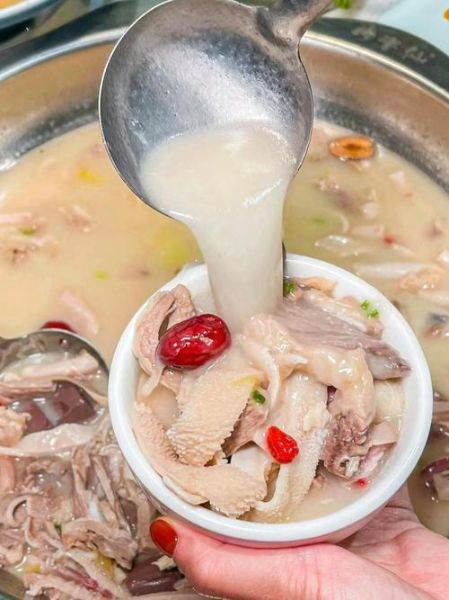 简阳羊肉汤哪家最正宗_怎么熬才奶白-第1张图片-山城妙识