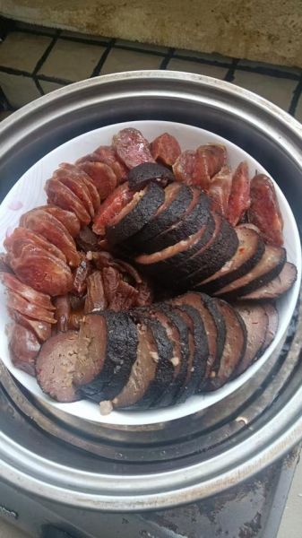 腊味合蒸的做法_腊味合蒸用什么腊味最好-第1张图片-山城妙识 腊味合蒸的做法_腊味合蒸用什么腊味最好-第1张图片-山城妙识
