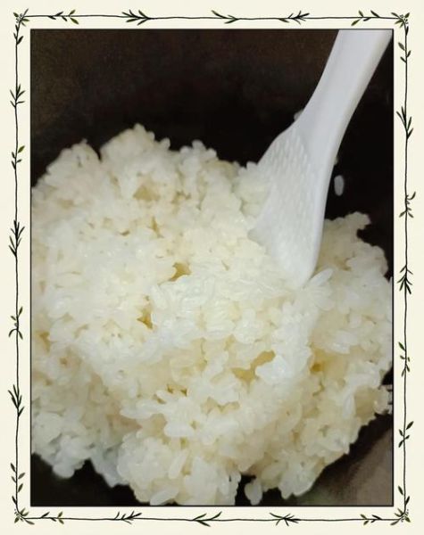 糯米饭怎么蒸才会软糯_蒸糯米饭水米比例是多少-第1张图片-山城妙识 糯米饭怎么蒸才会软糯_蒸糯米饭水米比例是多少-第1张图片-山城妙识