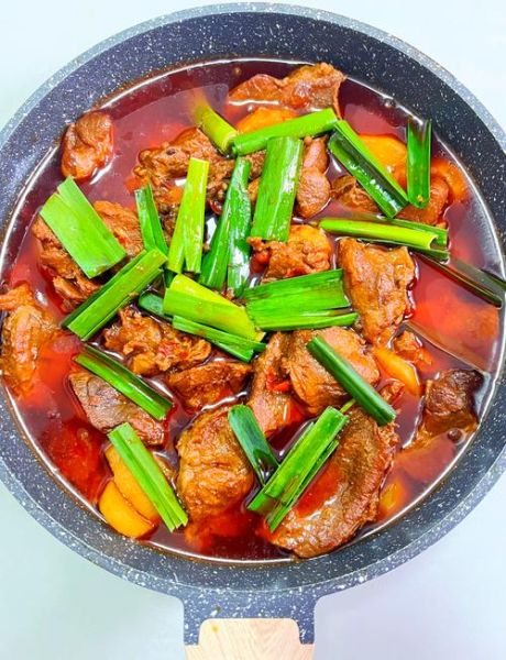 家常牛肉火锅怎么做_牛肉火锅简单做法窍门-第1张图片-山城妙识 家常牛肉火锅怎么做_牛肉火锅简单做法窍门-第1张图片-山城妙识