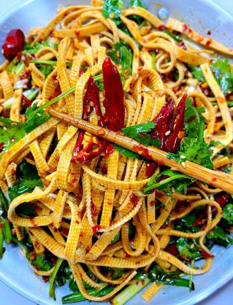 四川麻辣豆腐丝怎么做_正宗麻辣豆腐丝做法-第1张图片-山城妙识 四川麻辣豆腐丝怎么做_正宗麻辣豆腐丝做法-第1张图片-山城妙识