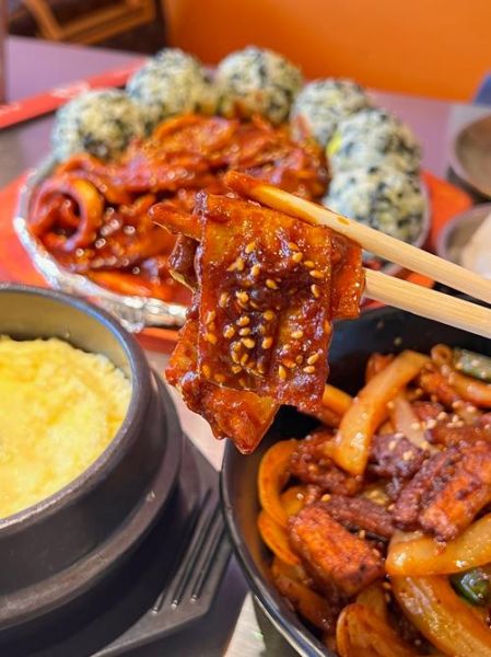 韩国料理有哪些特色_韩国料理为什么那么辣-第2张图片-山城妙识