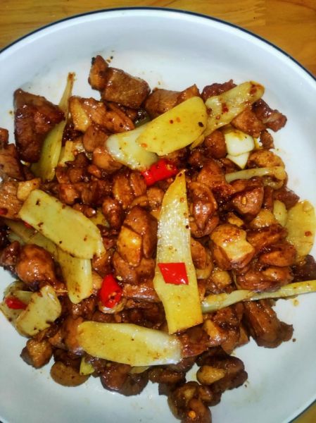 鸭肉和什么一起炒好吃_鸭肉炒什么配菜最香-第1张图片-山城妙识 鸭肉和什么一起炒好吃_鸭肉炒什么配菜最香-第1张图片-山城妙识