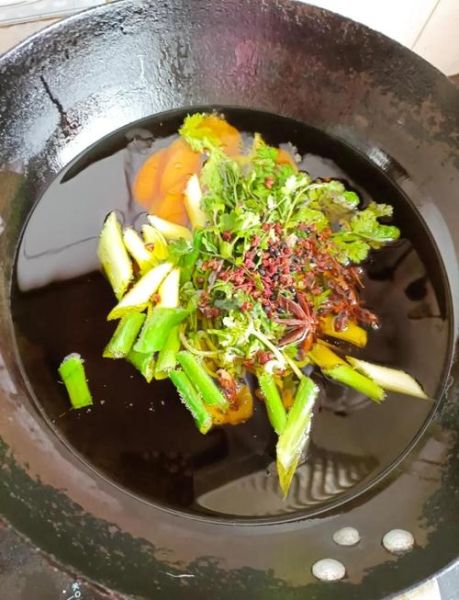 湿辣椒怎么做辣椒酱_湿辣椒辣椒酱配方-第1张图片-山城妙识 湿辣椒怎么做辣椒酱_湿辣椒辣椒酱配方-第1张图片-山城妙识