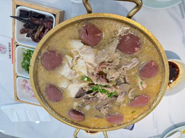 杀猪菜怎么做_正宗东北杀猪菜做法步骤-第3张图片-山城妙识