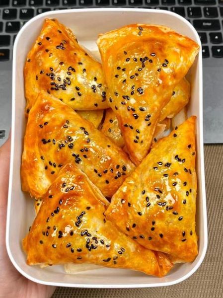 手抓饼草莓派怎么做_手抓饼草莓派烤箱温度-第2张图片-山城妙识 手抓饼草莓派怎么做_手抓饼草莓派烤箱温度-第2张图片-山城妙识