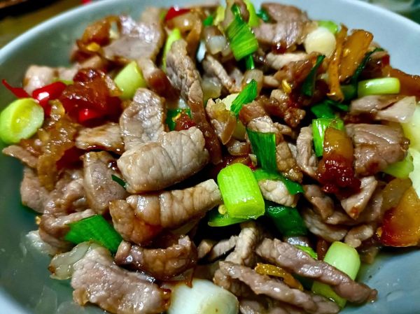 普通猪肉怎么炒才嫩_家常猪肉单炒技巧-第2张图片-山城妙识 普通猪肉怎么炒才嫩_家常猪肉单炒技巧-第2张图片-山城妙识