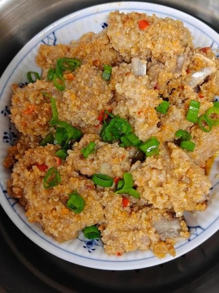 粉蒸排骨是哪里的菜_粉蒸排骨怎么做最正宗-第1张图片-山城妙识