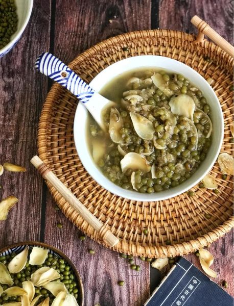 解暑绿豆汤怎么煮_绿豆汤要不要提前泡-第3张图片-山城妙识