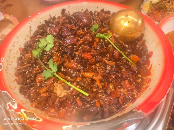 灯笼椒怎么炒好吃_家常灯笼椒做法大全-第2张图片-山城妙识 灯笼椒怎么炒好吃_家常灯笼椒做法大全-第2张图片-山城妙识