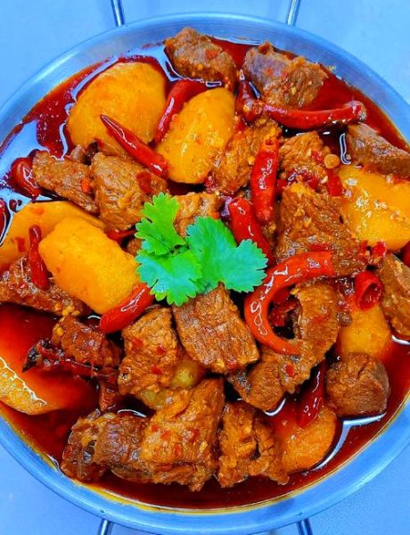 土豆烧牛肉怎么做好吃_土豆烧牛肉的窍门-第1张图片-山城妙识 土豆烧牛肉怎么做好吃_土豆烧牛肉的窍门-第1张图片-山城妙识