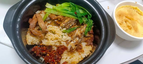 砂锅米饭怎么做_砂锅米饭用哪种米最好-第1张图片-山城妙识