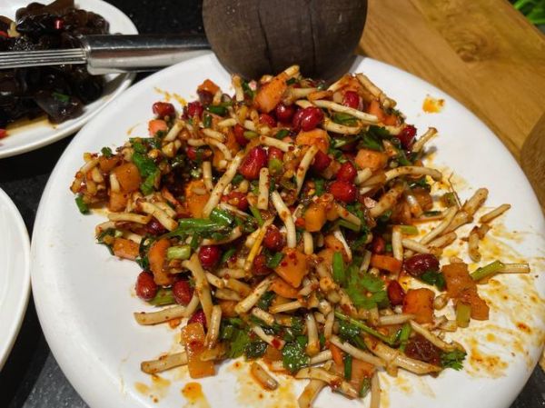 贵州十大特色菜有哪些_贵州特色菜怎么做才正宗-第2张图片-山城妙识