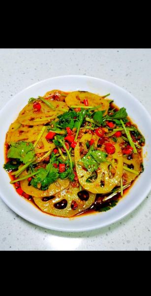 凉拌藕片怎么做才脆_凉拌藕片需要焯水吗-第2张图片-山城妙识