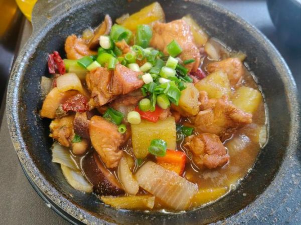 黄焖鸡米饭有哪些菜品_黄焖鸡米饭配菜推荐-第2张图片-山城妙识