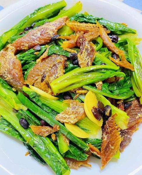 罐头鱼怎么做好吃_罐头鱼的做法大全图解-第1张图片-山城妙识