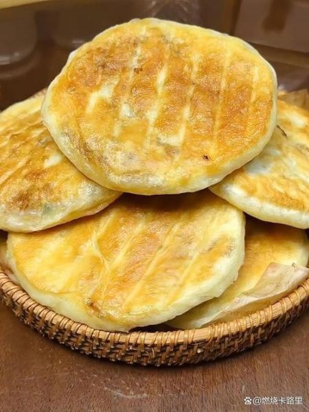 玉米馅饼怎么和面_玉米馅饼面怎么和才软-第2张图片-山城妙识