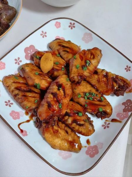 可乐鸡翅最正宗的做法窍门_为什么可乐鸡翅要先焯水-第3张图片-山城妙识