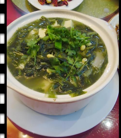 雪里蕻炖豆腐怎么做好吃_雪里蕻炖豆腐的家常做法-第1张图片-山城妙识 雪里蕻炖豆腐怎么做好吃_雪里蕻炖豆腐的家常做法-第1张图片-山城妙识