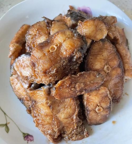 啤酒炖鱼怎么做_啤酒炖鱼最简单的做法-第2张图片-山城妙识