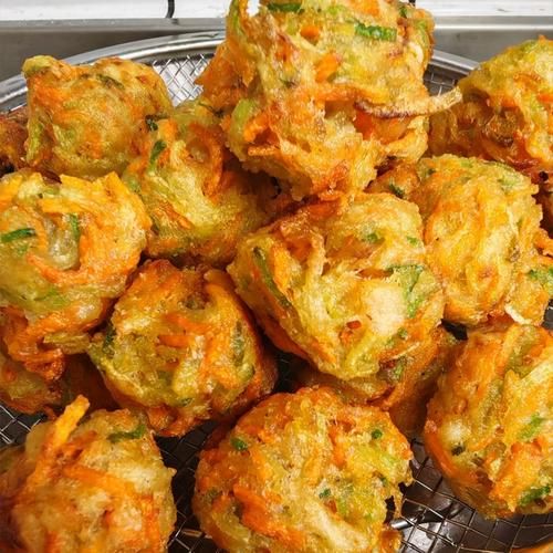 炸素萝卜丸子怎么做_炸素萝卜丸子配方比例-第2张图片-山城妙识