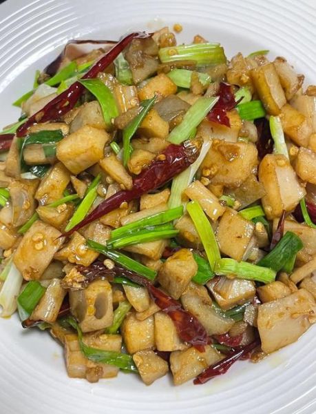 凉拌藕丁怎么做_藕丁焯水几分钟才脆-第2张图片-山城妙识 凉拌藕丁怎么做_藕丁焯水几分钟才脆-第2张图片-山城妙识