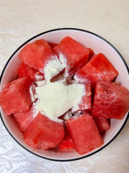 西瓜冰棍怎么做_西瓜冰棍热量高吗-第1张图片-山城妙识