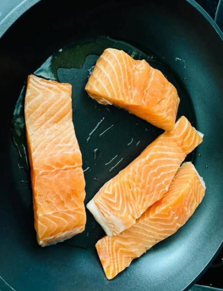 西红柿炒三文鱼怎么做_三文鱼炒西红柿好吃吗-第1张图片-山城妙识 西红柿炒三文鱼怎么做_三文鱼炒西红柿好吃吗-第1张图片-山城妙识